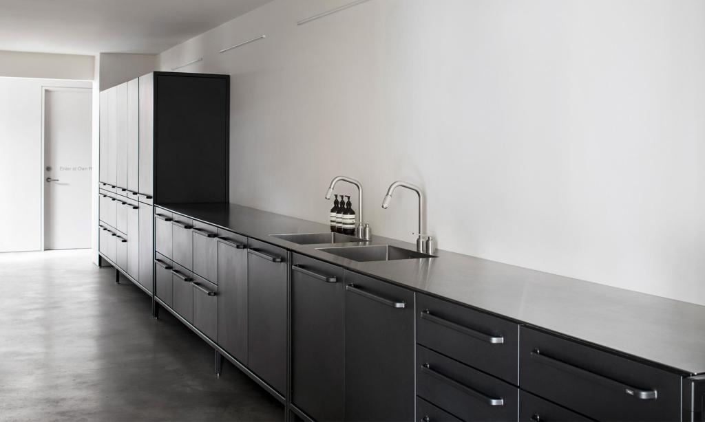 The Vipp Shelter | A Pre-Fab Kitchen Concept and Human Charging Station ...